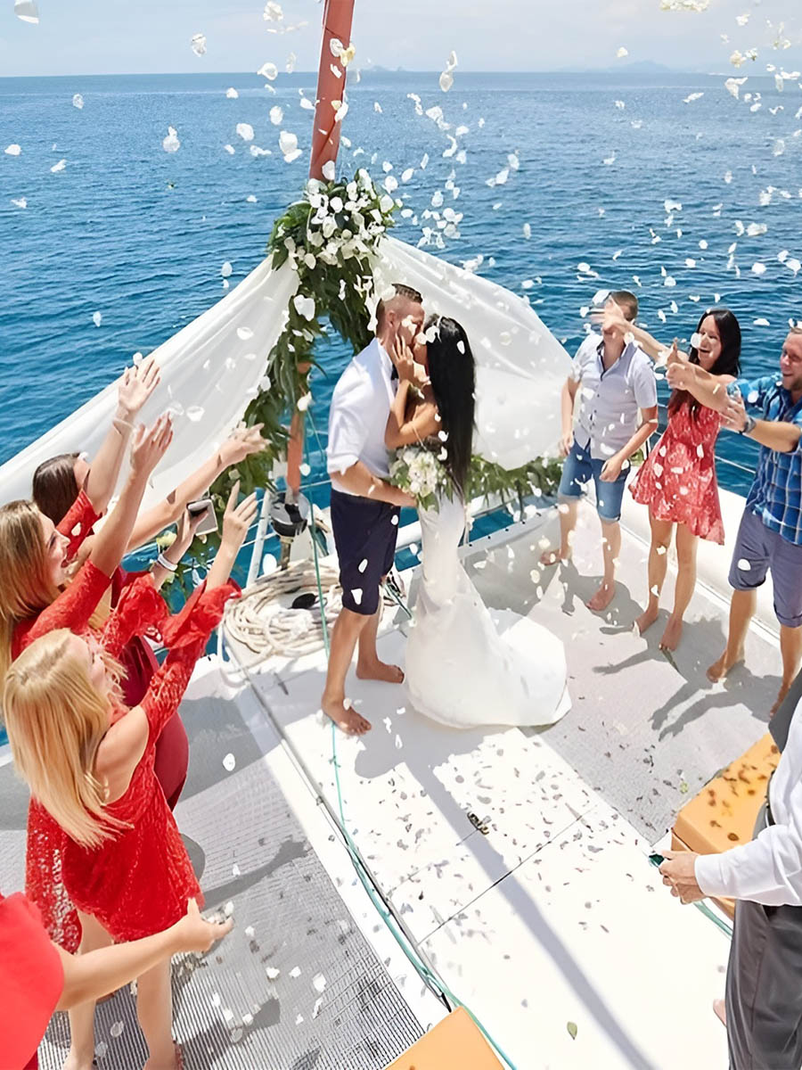 Yacht Party Theme Ideas - Miami Party Decor - Party Decorations & Event ...