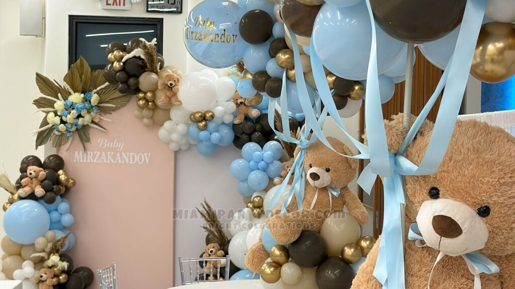 Teddy Bear Backdrop & Centerpieces - Miami Party Decor - Party ...