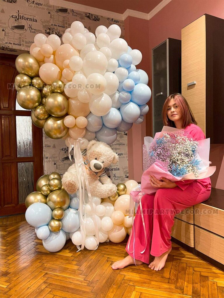 Teddy Bear Balloon Sculpture - Miami Party Decor - Party Decorations ...